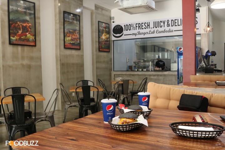 myBurgerLab Brings Back Black Bun and Fresh Patty to BKK