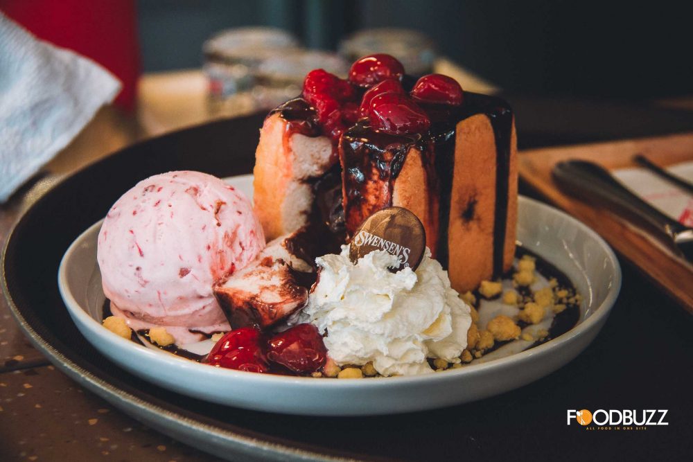 ធ្លាប់ញ៉ាំតែនំប៉័ងថូសធម្ម តា មក សាក ការ៉េមនំប៉័ងថូស ពី Swensen’s ម្តងមើល